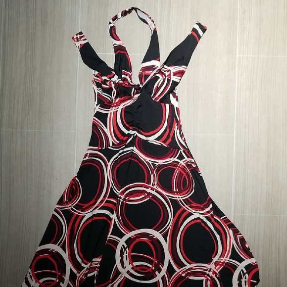 Dynamite | Dresses | Dynamite Black And Red Midi Dress For ...